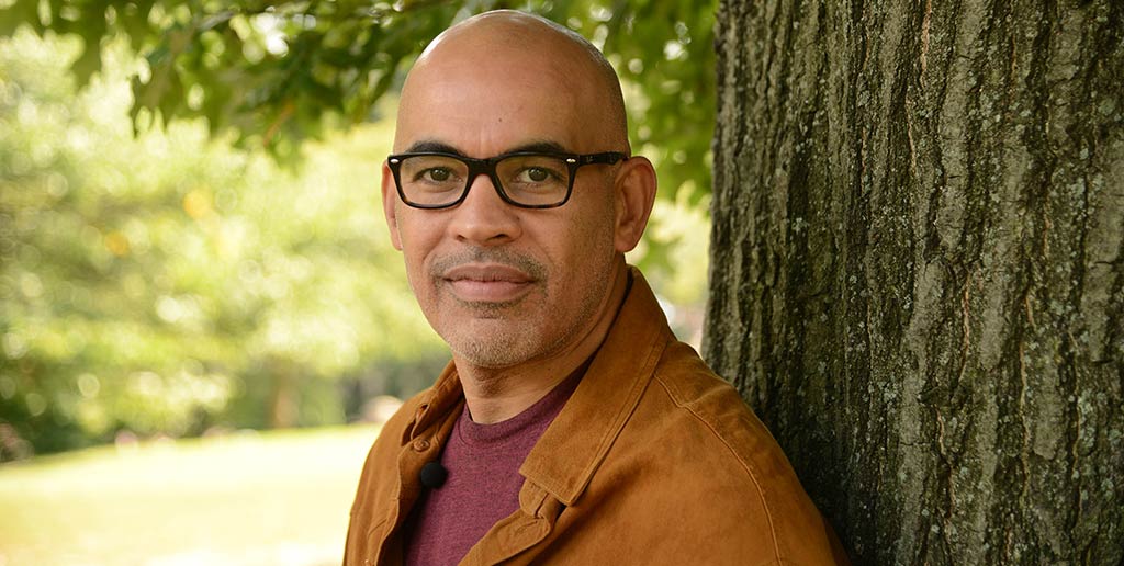 NY Poet Willie Perdomo Headlines April's POL Reading