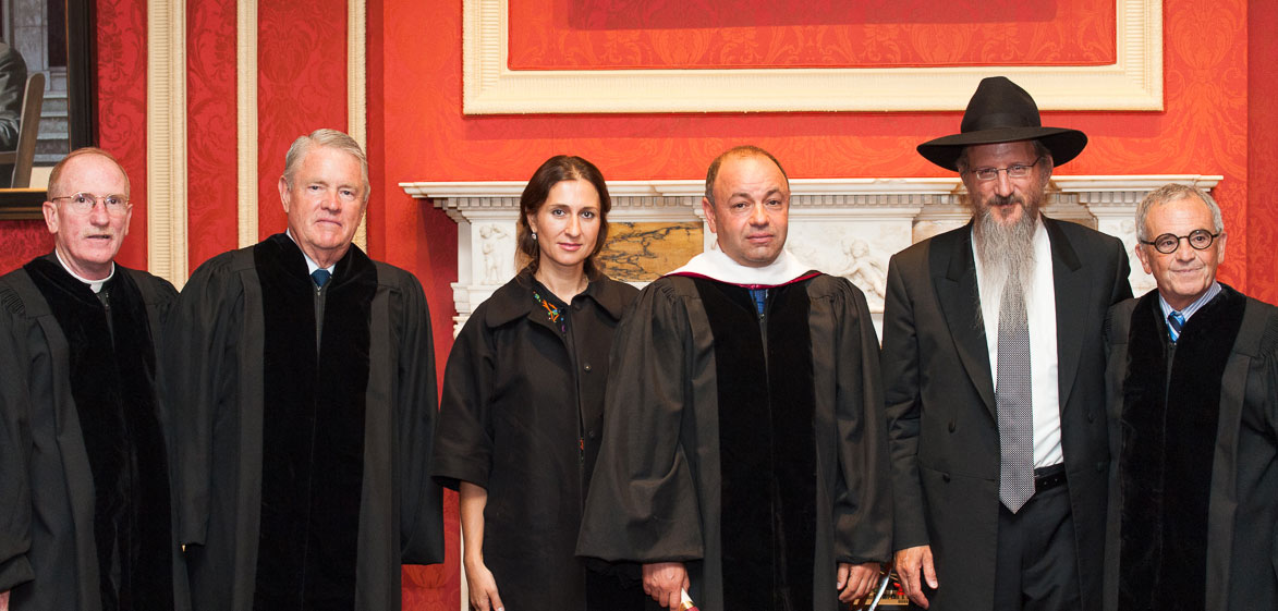 Gabelli Alumnus Eugene Shvidler Awarded Honorary Degree