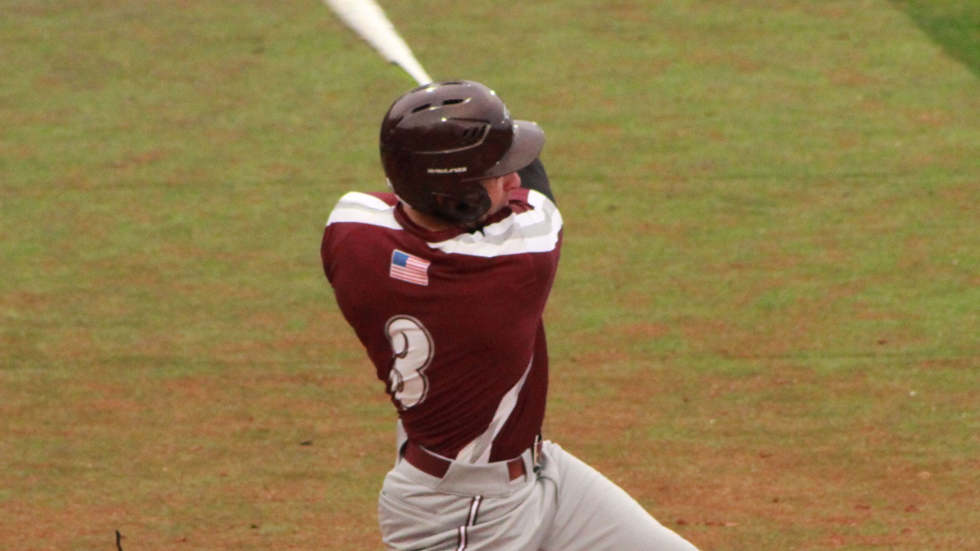 Baseball Tops Saint Joseph’s in Extra Innings, 8-7
