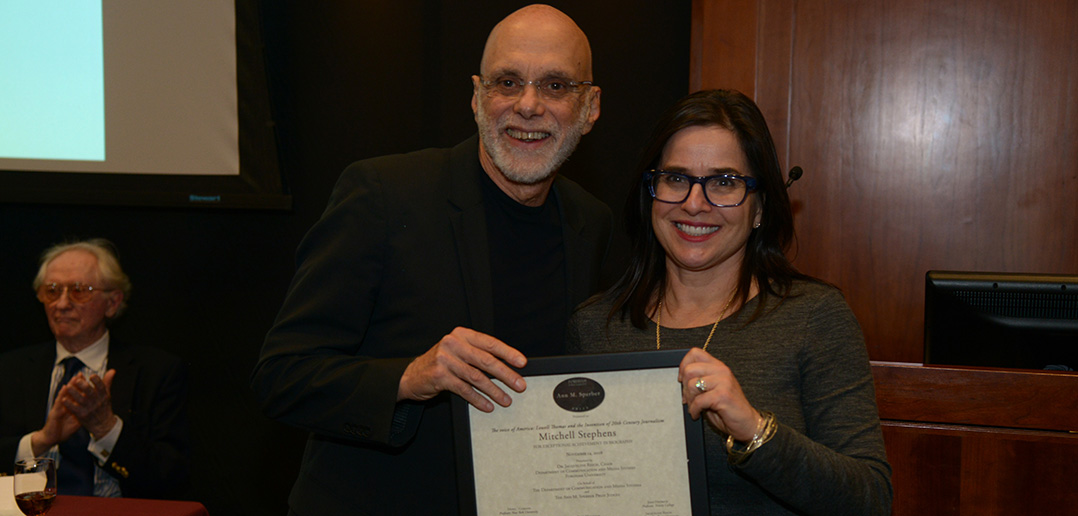 Sperber Prize Awarded to Chronicler of Journalism Pioneer Lowell Thomas