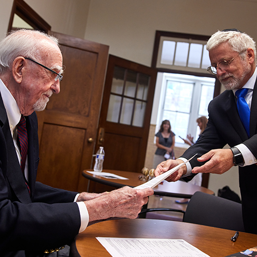 87-Year-Old Veteran Returns to Fordham to Complete Bachelor’s Degree